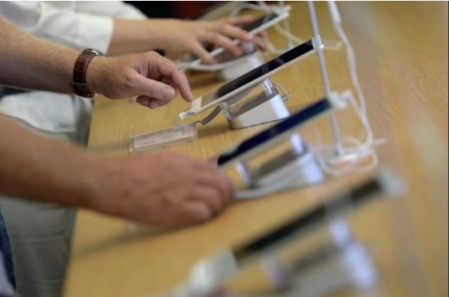 Huawei narrows gap with Samsung, Apple in smartphone sales: Gartner