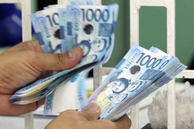 Asian currencies dip; Philippine peso falls most