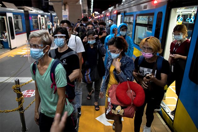 DOTr says sorry to inconvenienced MRT passengers amid reports of long ...
